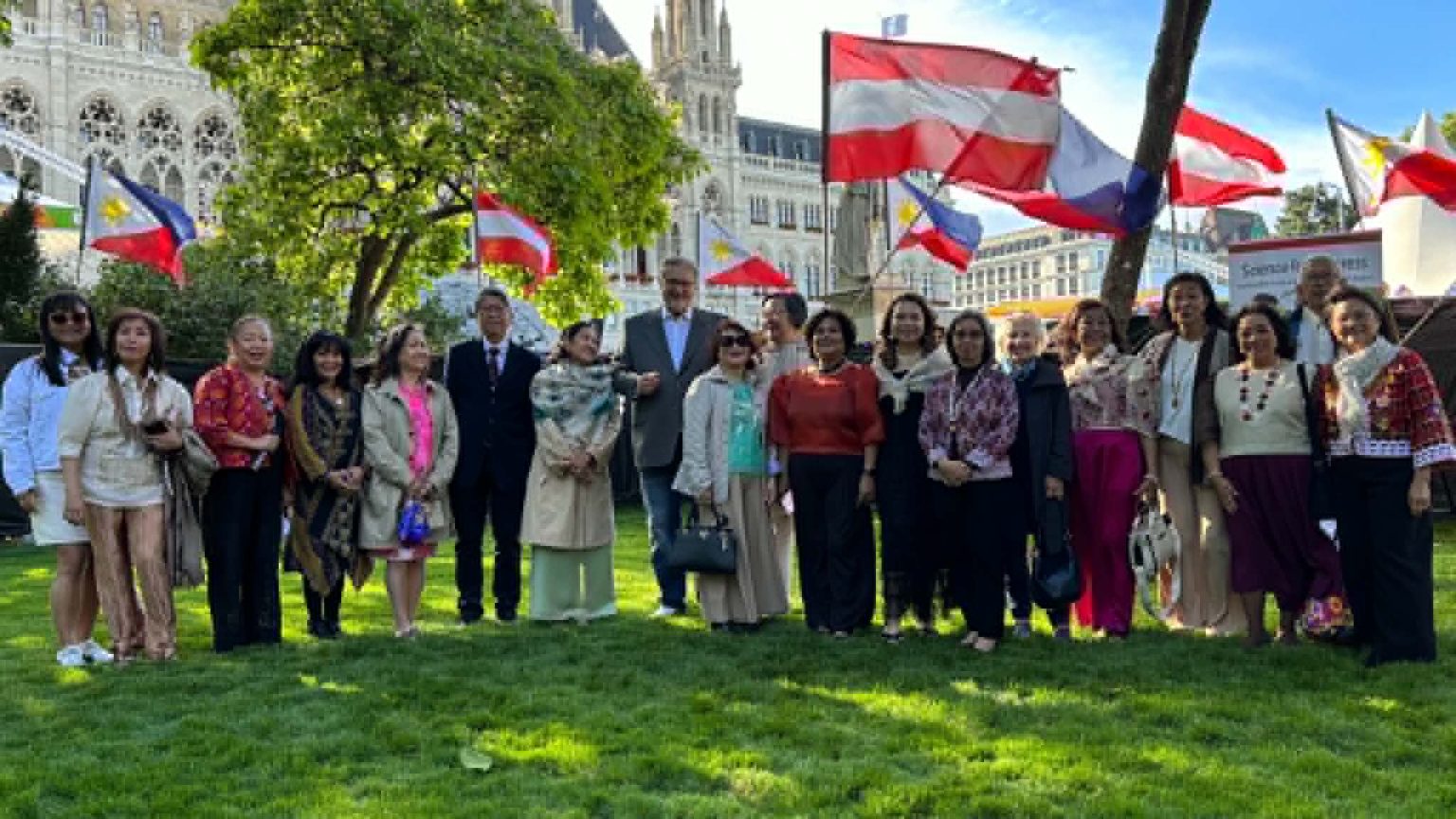 Catalpa Tree Floral Offering Celebrates 128th Philippine Independence ...